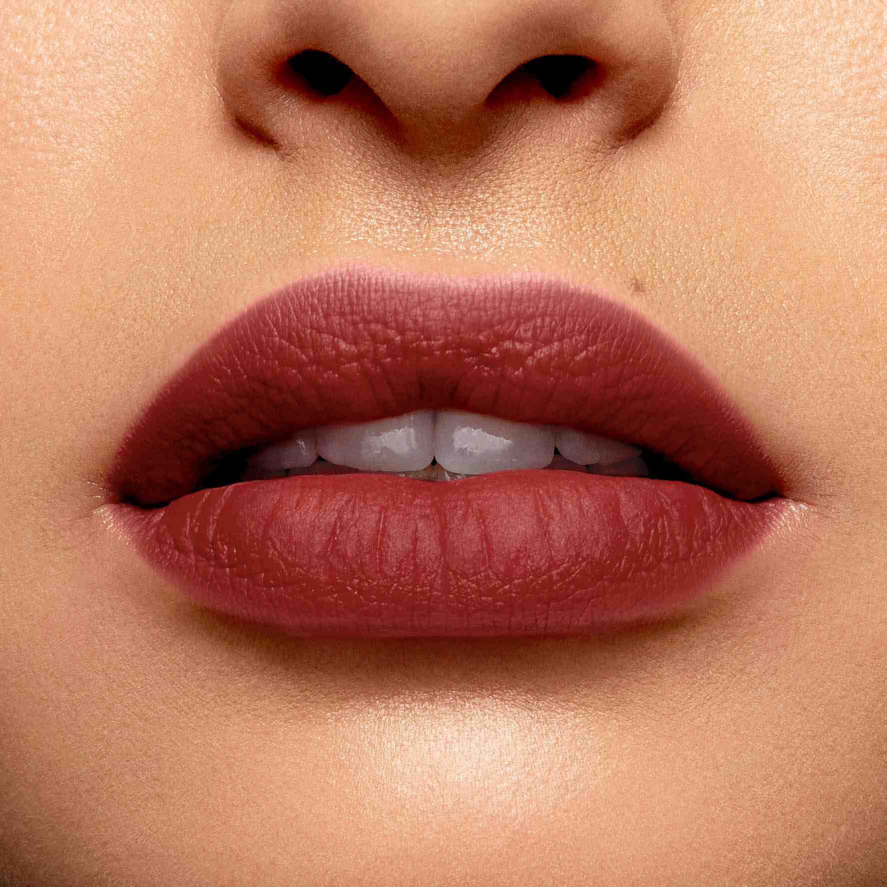 L'Absolu Rouge Intimatte - Soft Blurred Matte Lipstick | Lancôme