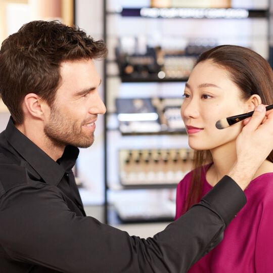 Skincare & Makeup In-Store Services | Lancôme